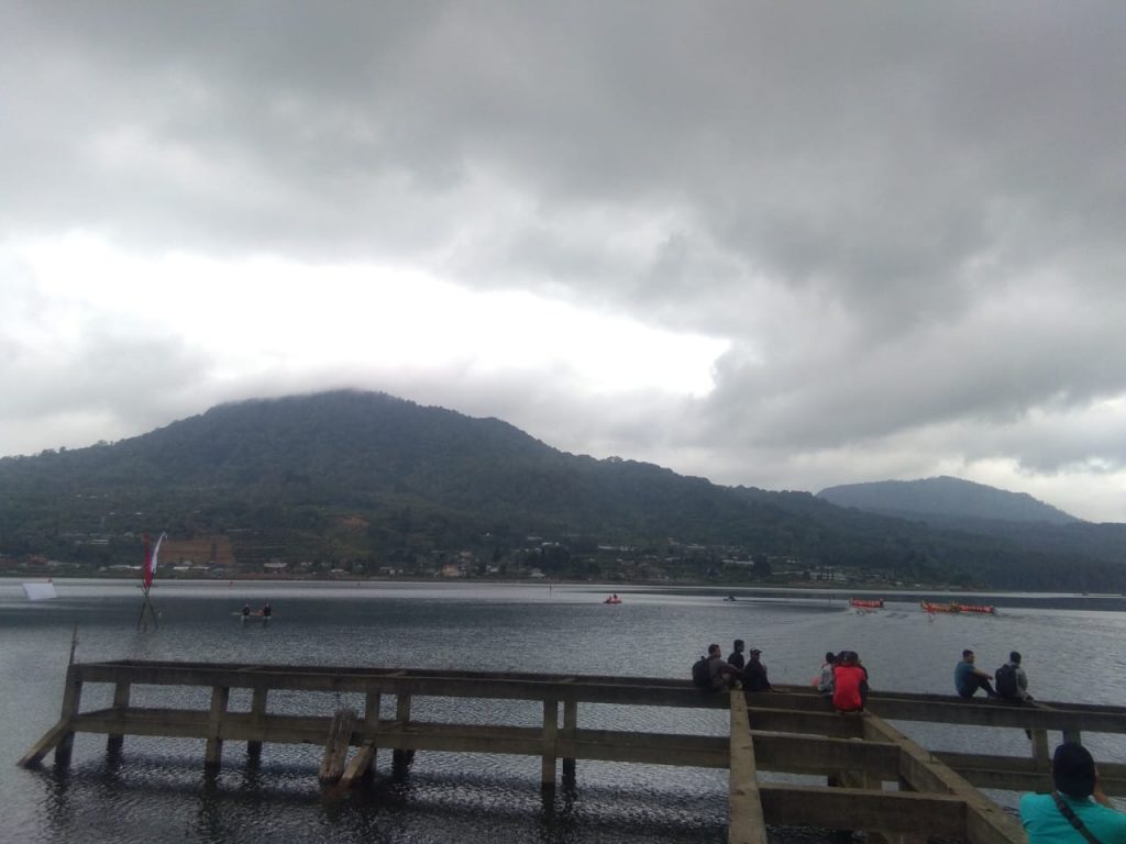 Perlu Sinergi Antar Instansi Untuk Perbaikan Danau Buyan - Koran Buleleng