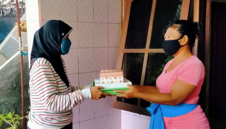 Tradisi Ngejot Buktikan Bali Saling Menjaga dan Toleran antar Sesama ...