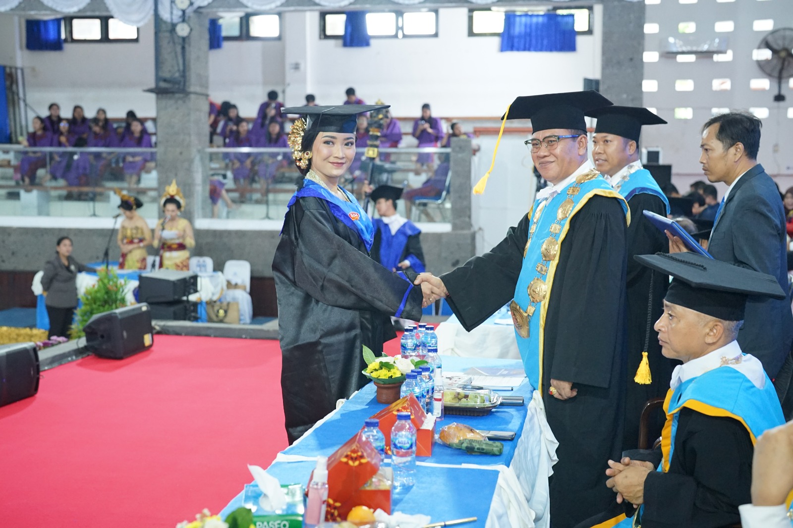Undiksha Wisuda 775 Lulusan, Diikuti Lulusan Program “Fast Track ... Undiksha Wisuda 775 Lulusan, Diikuti Lulusan Program “Fast Track ...